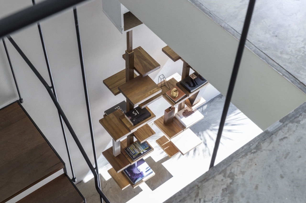 Love-it - Mogg Adelaide Bookcase / TV Stand