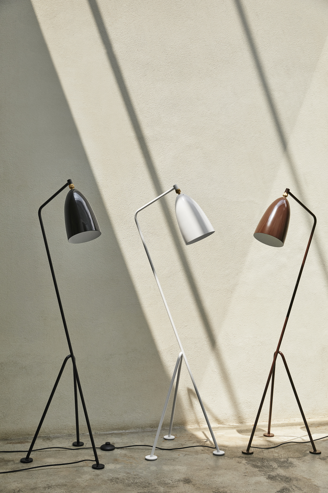 Love-it - Gubi Grashoppa Floor Lamp