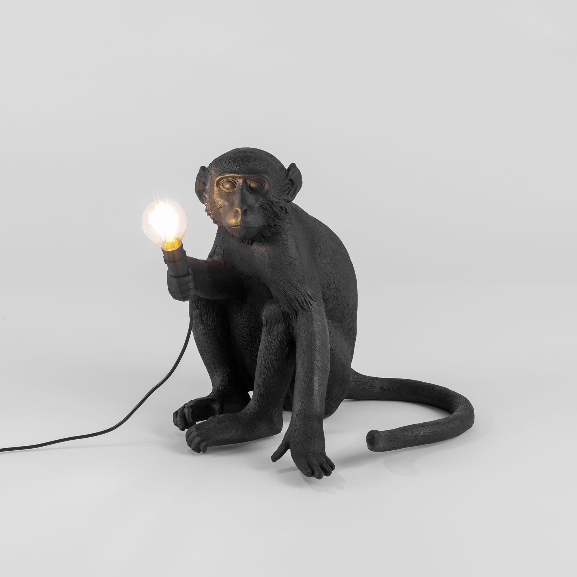 Love-it - Seletti Monkey Lamp Black Sitting Indoor/Outdoor